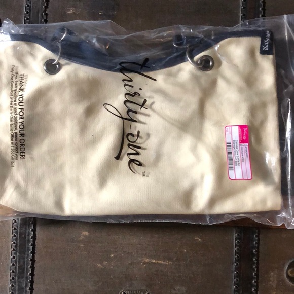 thirty-one | Bags | Canvas Crew Carryall Natural W Navy | Poshmark